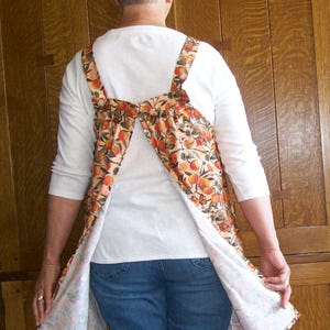 No Tie Smock Apron. Peaches and Butterflies Kitchen Smock With Pockets ...