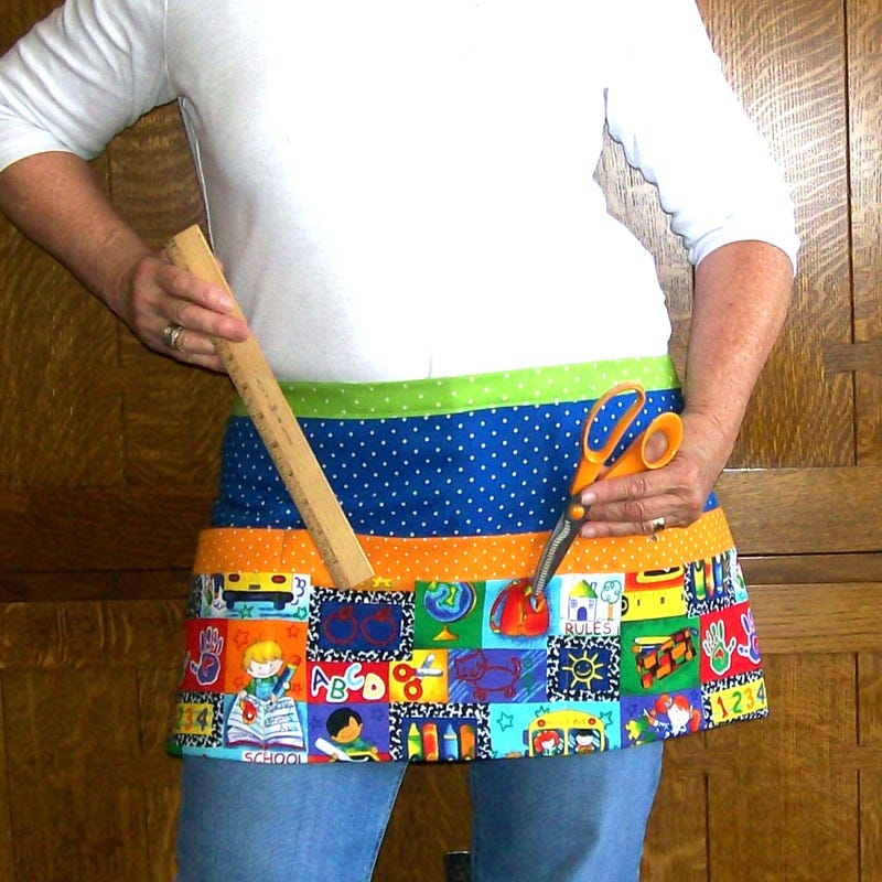 SusiesTieOneOnAprons - Etsy