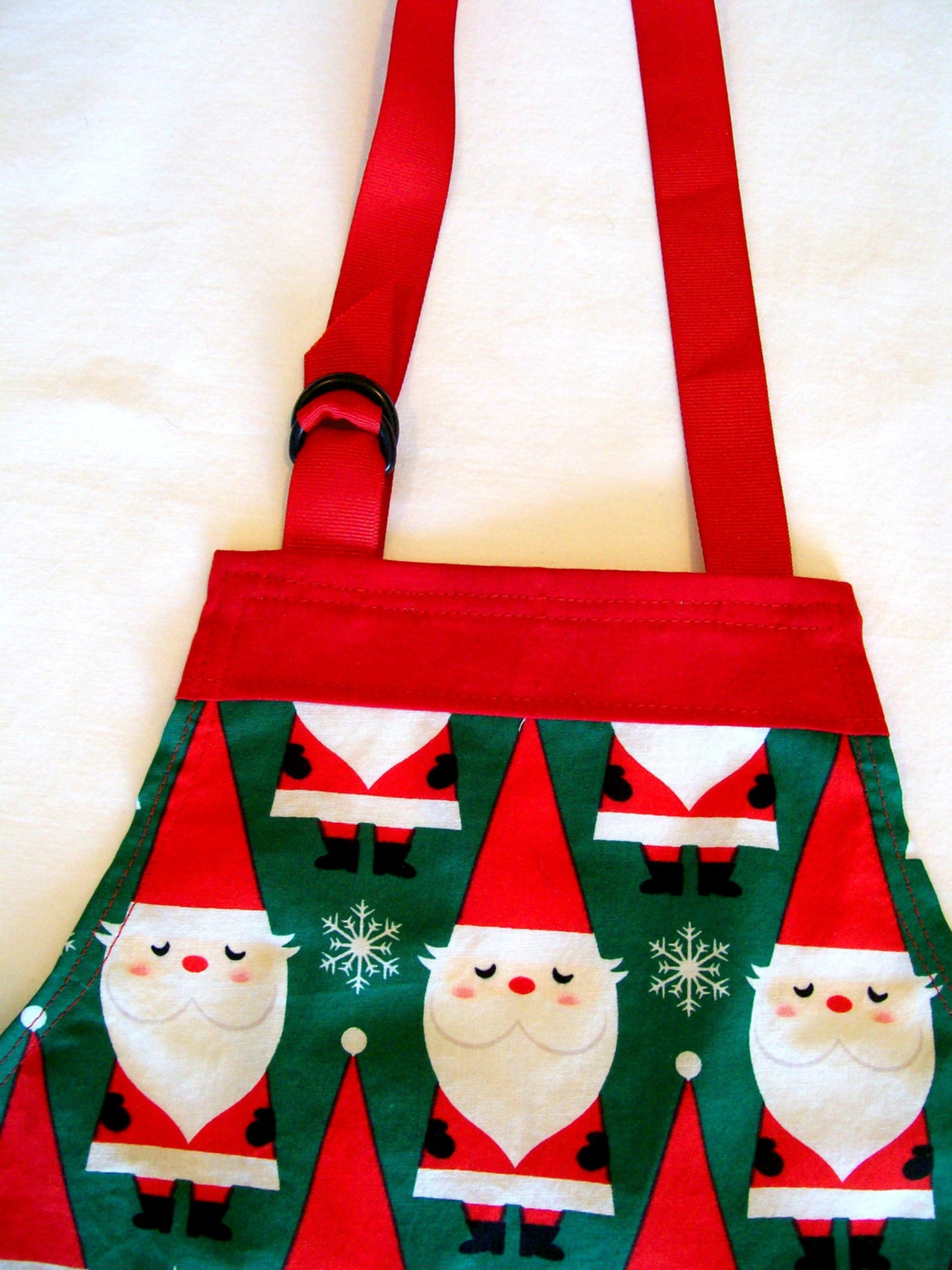 Santa Apron Red and Green Holiday Apron With Santas Size 4 - Etsy