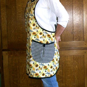 Honey Bee Apron Crossback Kitchen Apron With Bees Gingham and Bees ...
