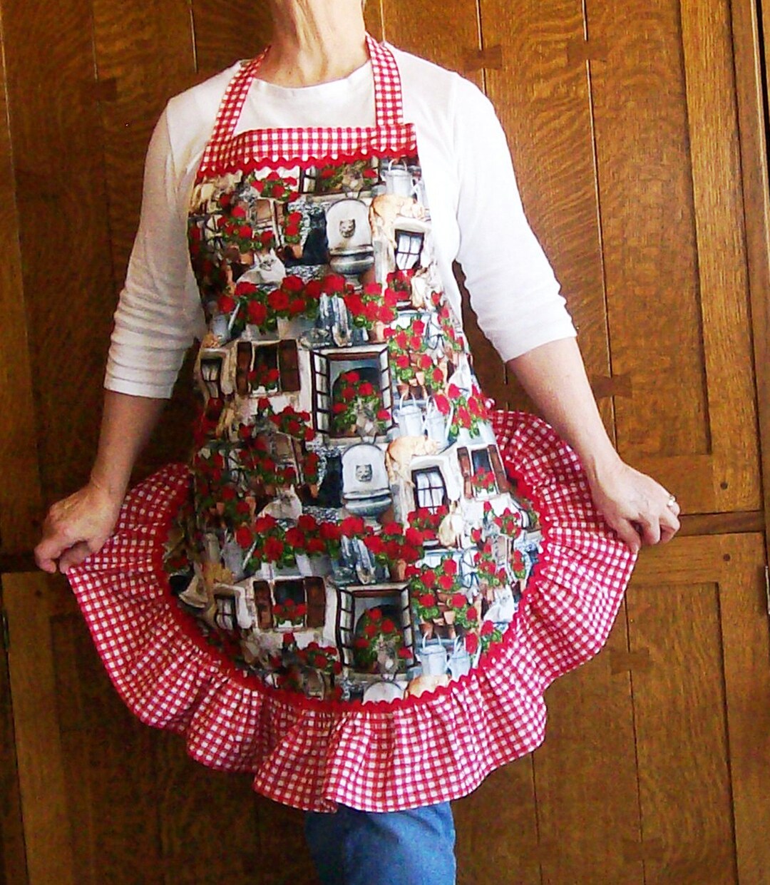 Ruffled Retro Kitchen Apron: Cats & Red Gingham, Size M - Etsy
