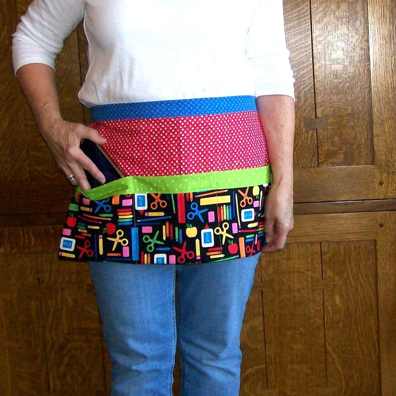 SusiesTieOneOnAprons - Etsy