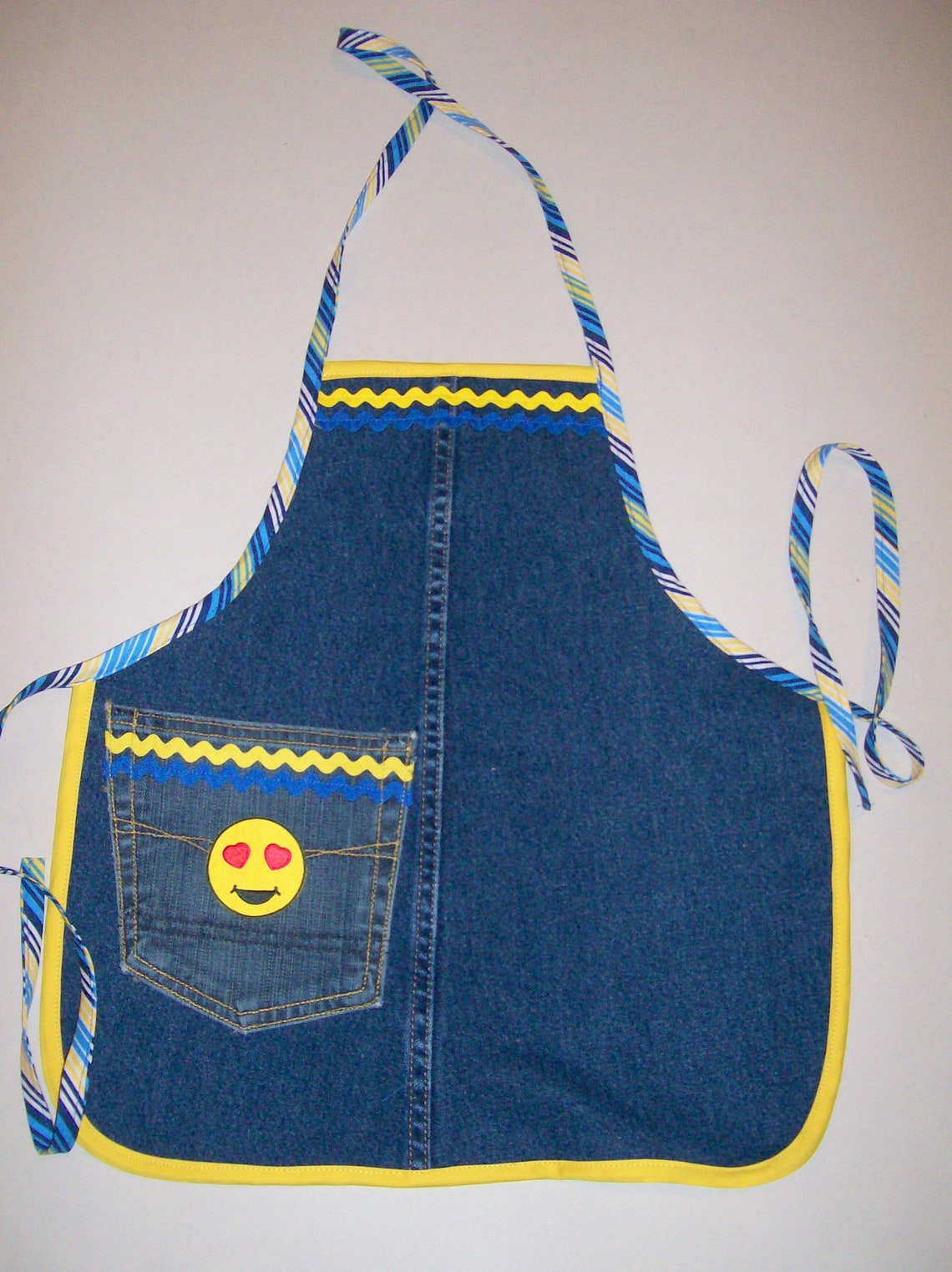 Denim Kids Aprons Size Medium Recycled Denim Play Aprons Fit | Etsy