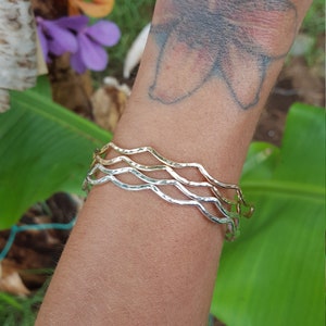 Wavy Bangle Wavy Mermaid Bangle Gold Filled 12 Gauge - Etsy