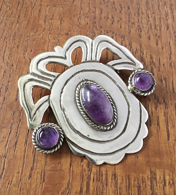 Large Vintage Sterling Silver and Amethyst pin brooch… - Gem