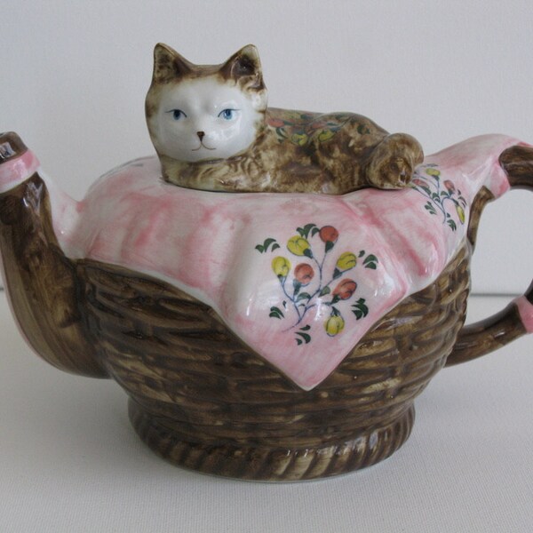 Cat Tea Pot - Etsy