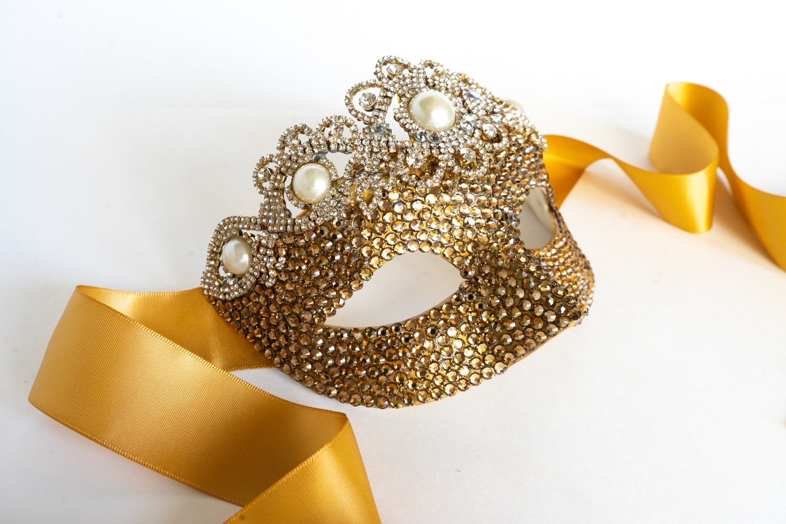 Royal Pearl Crown & Golden Swarovski Crystallized Masquerade - Etsy