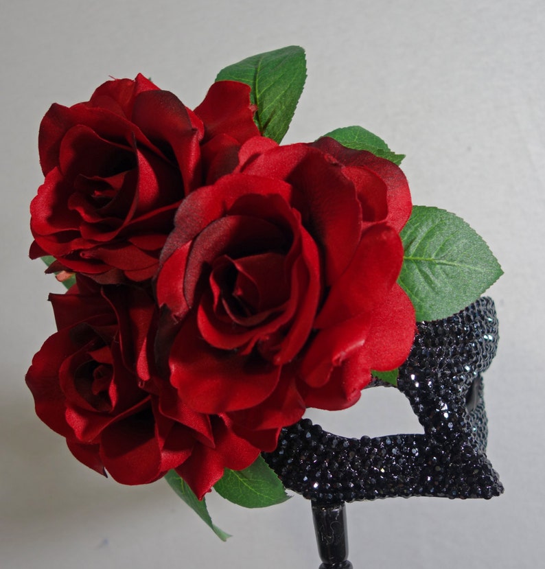Flamenco Fiesta! (handled) Ruby Red Roses & Black Crystals Masquerade ...