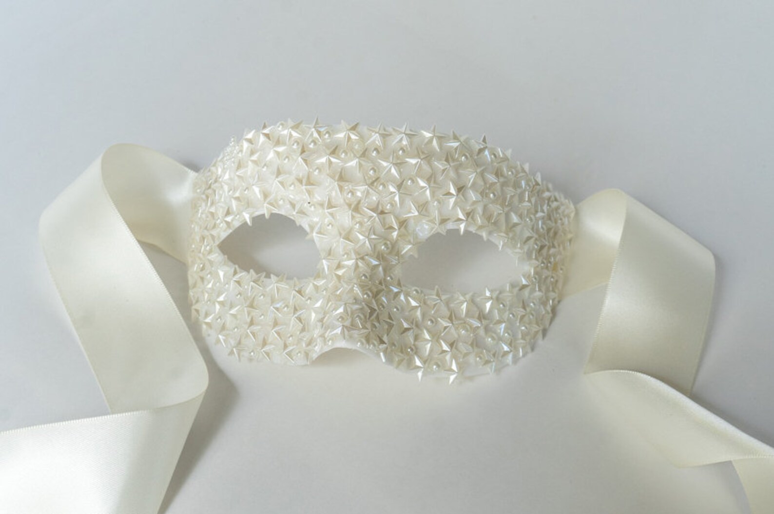 Starry Skies Ivory Pearls Masquerade Mask - Etsy
