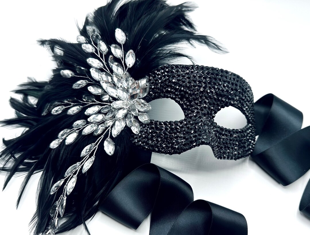 Summer's Gala Black Saddle Feather & Glass Crystal Masquerade Mask - Etsy