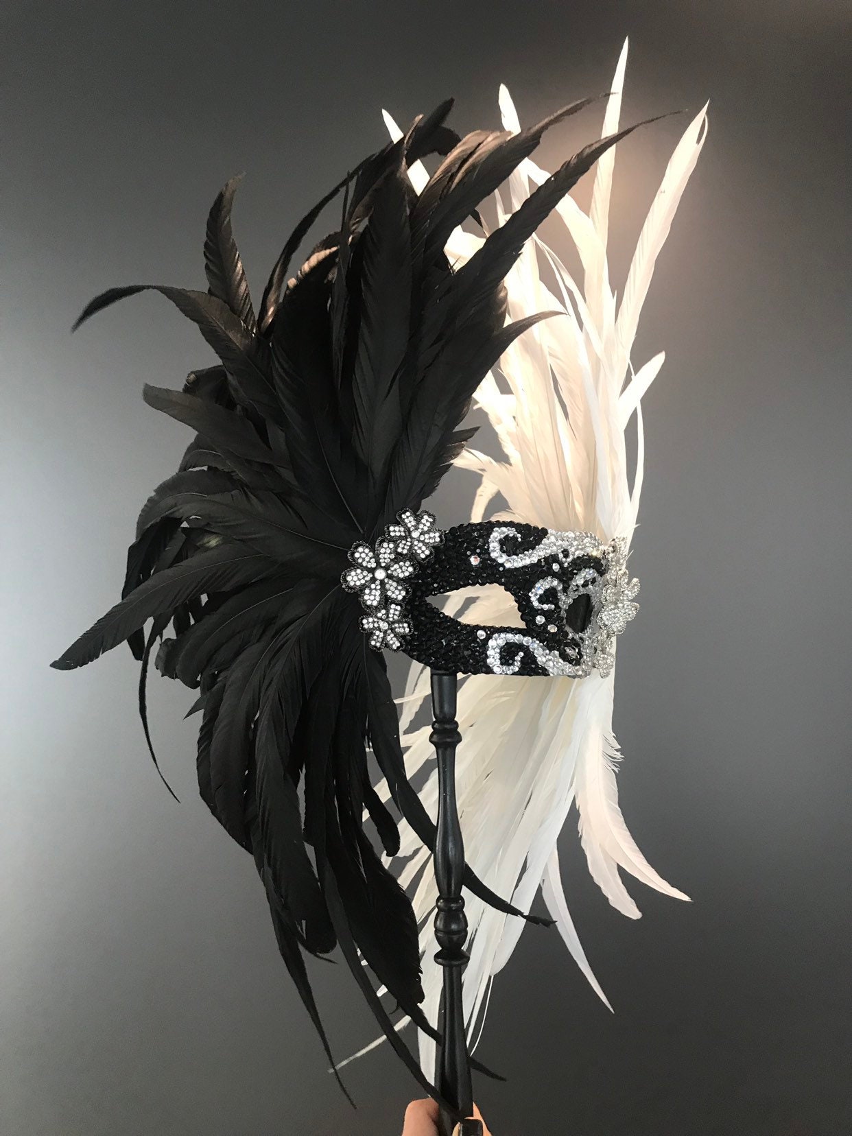Yin Yang Black & White Coque Feathers Swarovski Rhinestone Handled ...