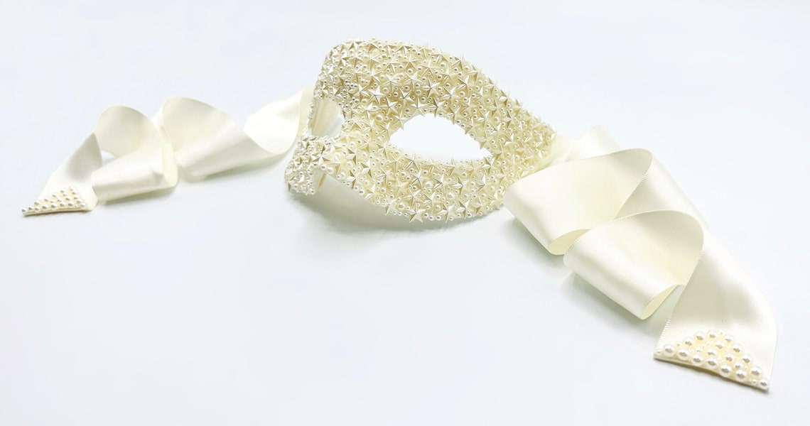 Starry Skies Ivory Pearls Masquerade Mask - Etsy