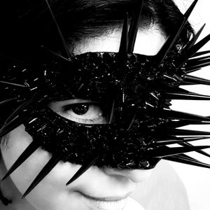 Queen of Thorns Black Spiked Masquerade Mask - Etsy