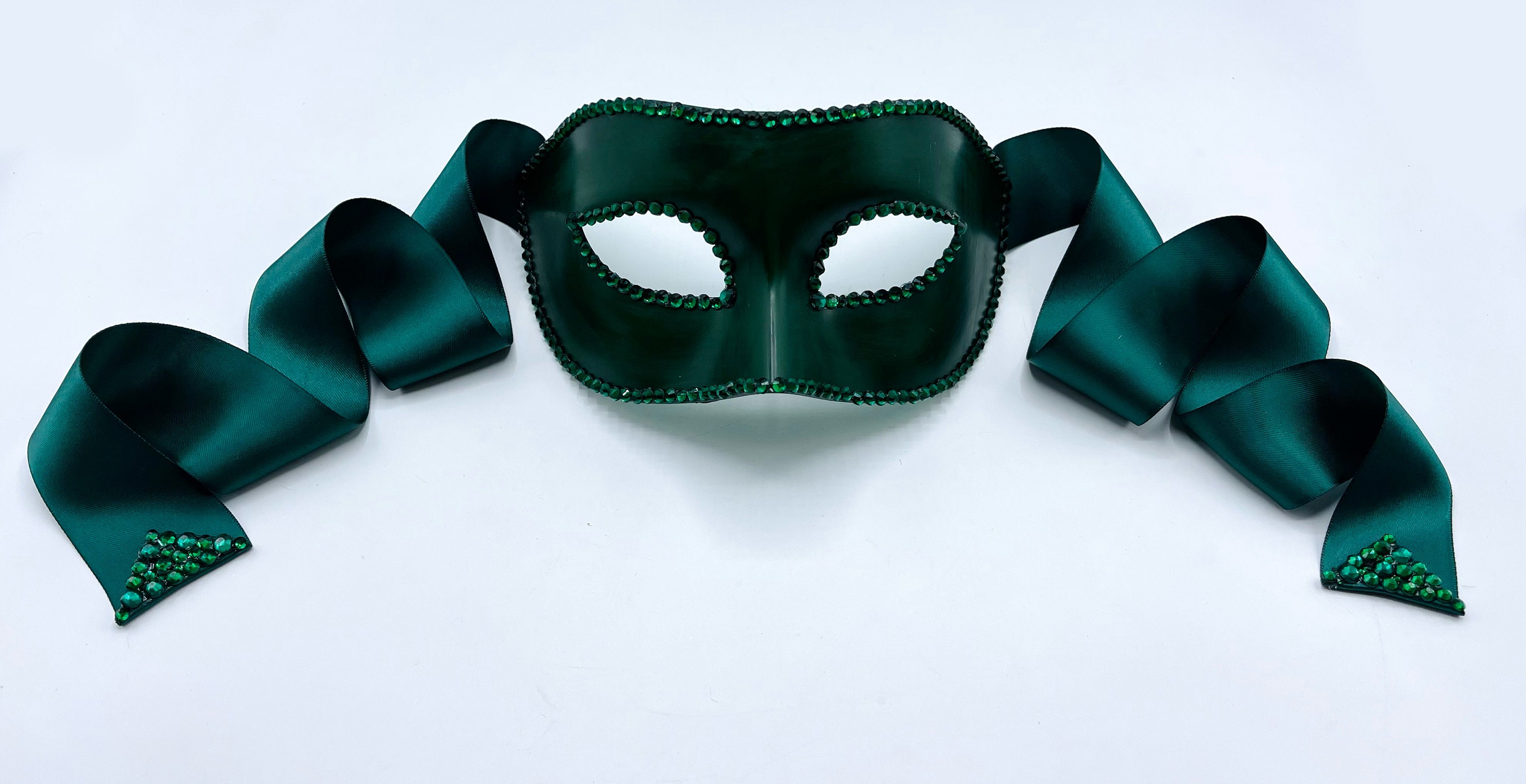 Jade Serenade Bordered Emerald Green Glass Crystal Border Masquerade ...