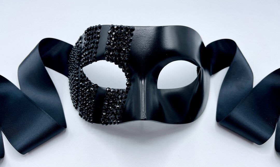 Shadowed 3-stripe Venetian Style Men's Matte Black & Rhinestone ...
