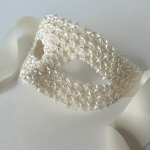 Starry Skies Ivory Pearls Masquerade Mask - Etsy
