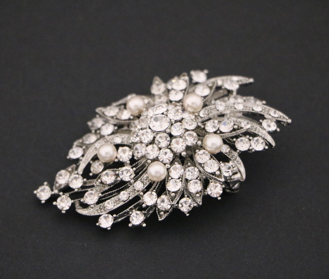 Crystal Pearl Wedding Brooch: Silver Bridal Sash Pin Brooch - Etsy
