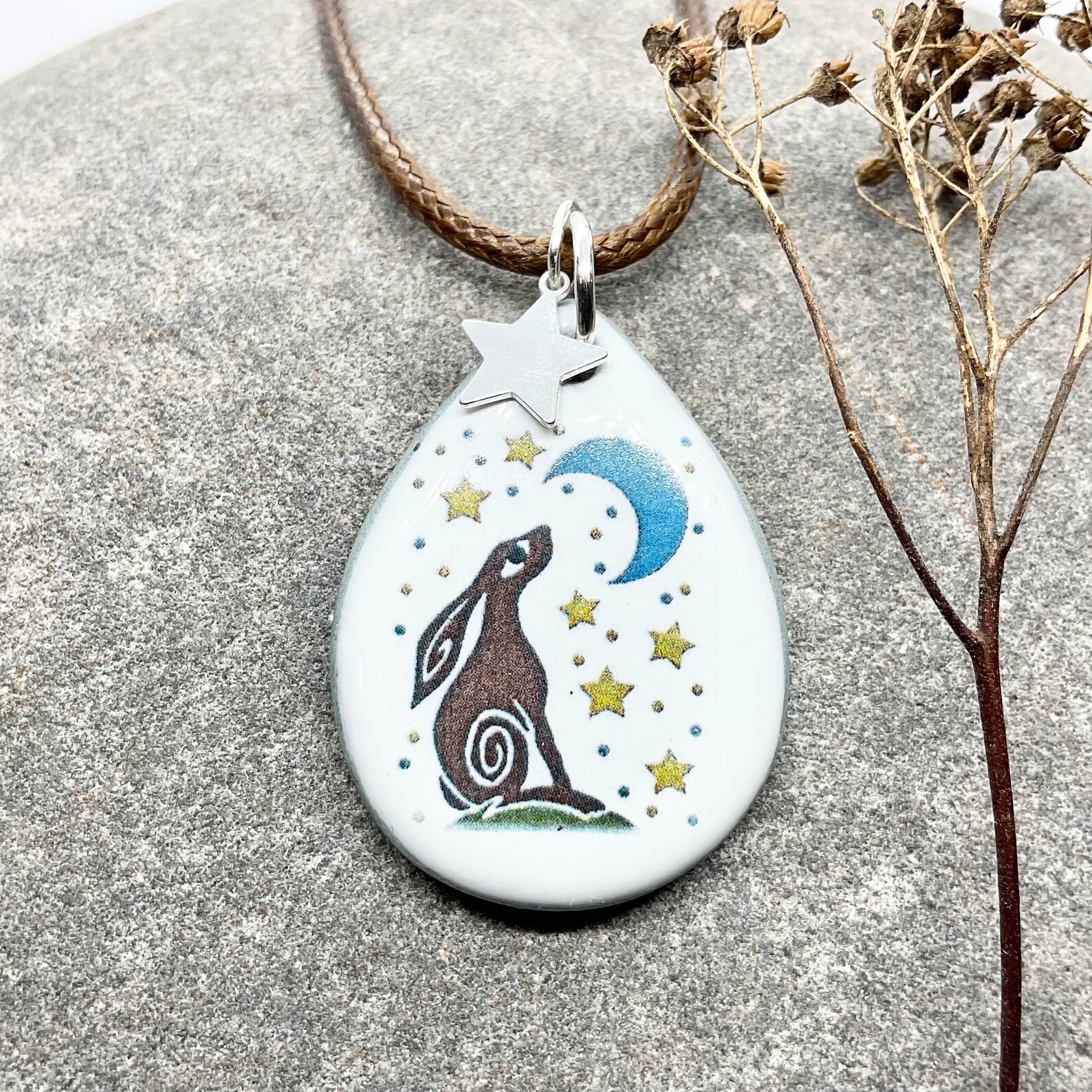 HARE PENDANT Handmade Ceramic Pendant Moon Gazing Hare - Etsy