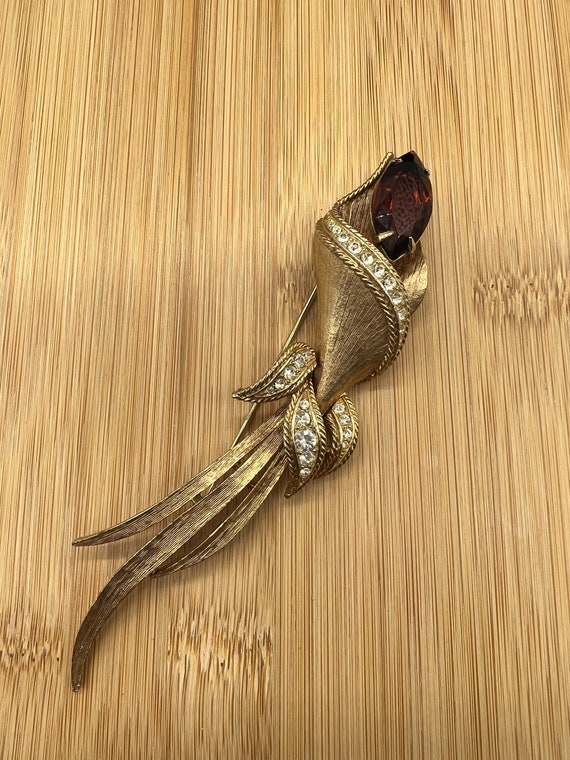 Sarah Coventry Calla Lily Brooch - Gem