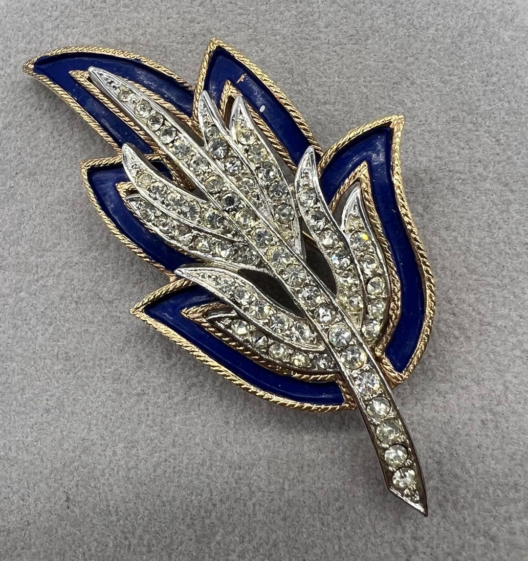 Signed KRAMER Vintage Cobalt Blue and Rhinestone Floral Brooch - Etsy