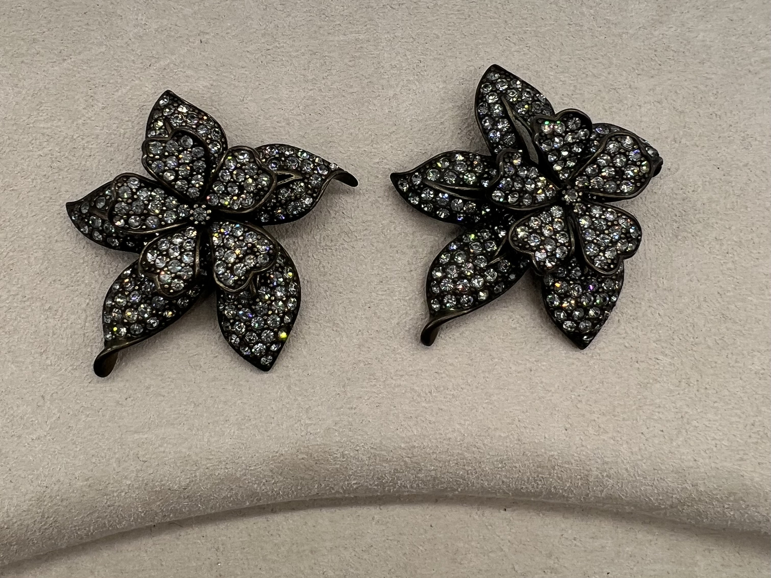 Heidi Daus Brooch - Etsy Heidi Daus Brooch - Etsy