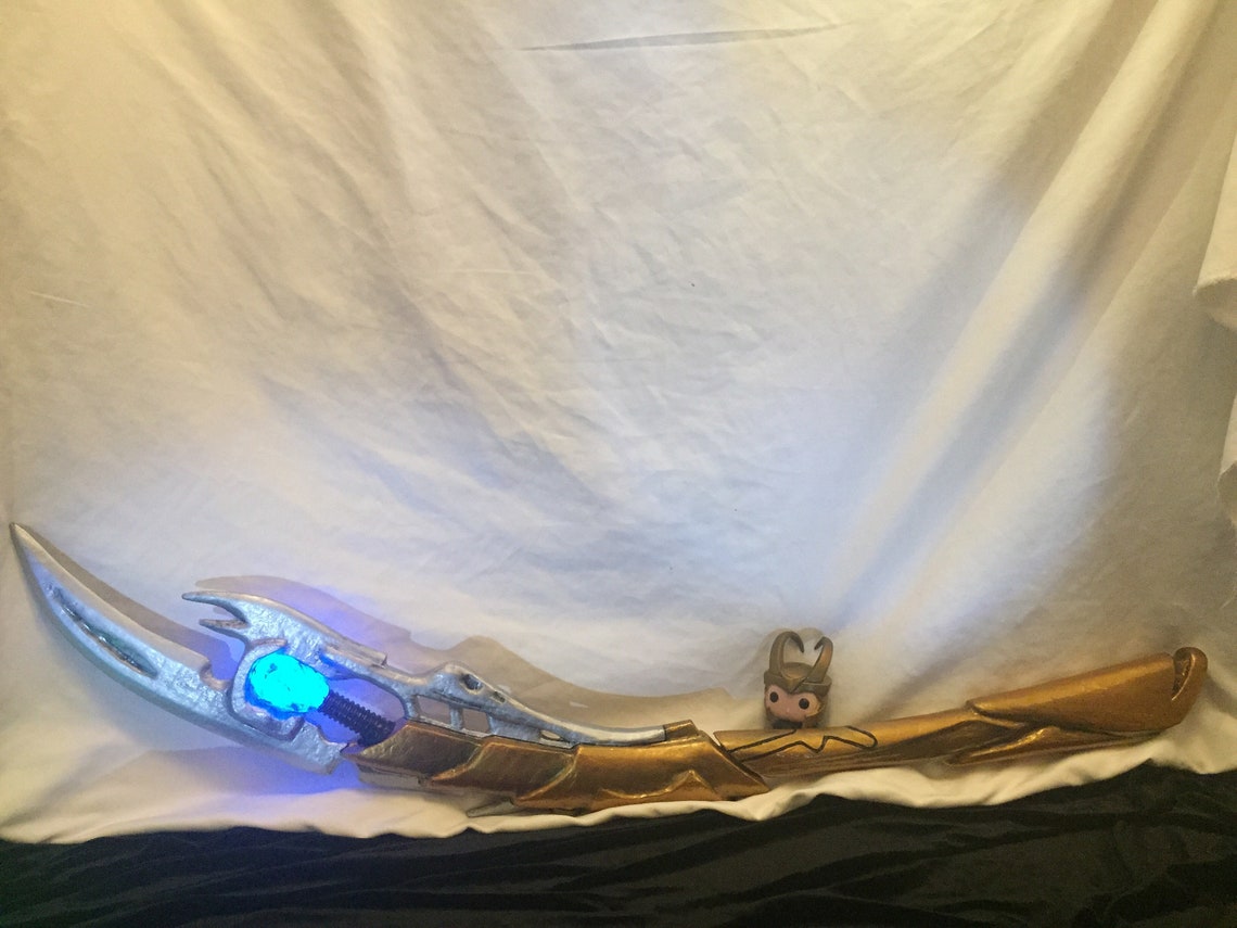 Cetro Loki Cetro Light Up 3 Pies Versión Deluxe Hecho a | Etsy México