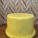 Vintage Tupperware Yellow Cake Taker/ Carrier 684 Starburst Pattern - Etsy