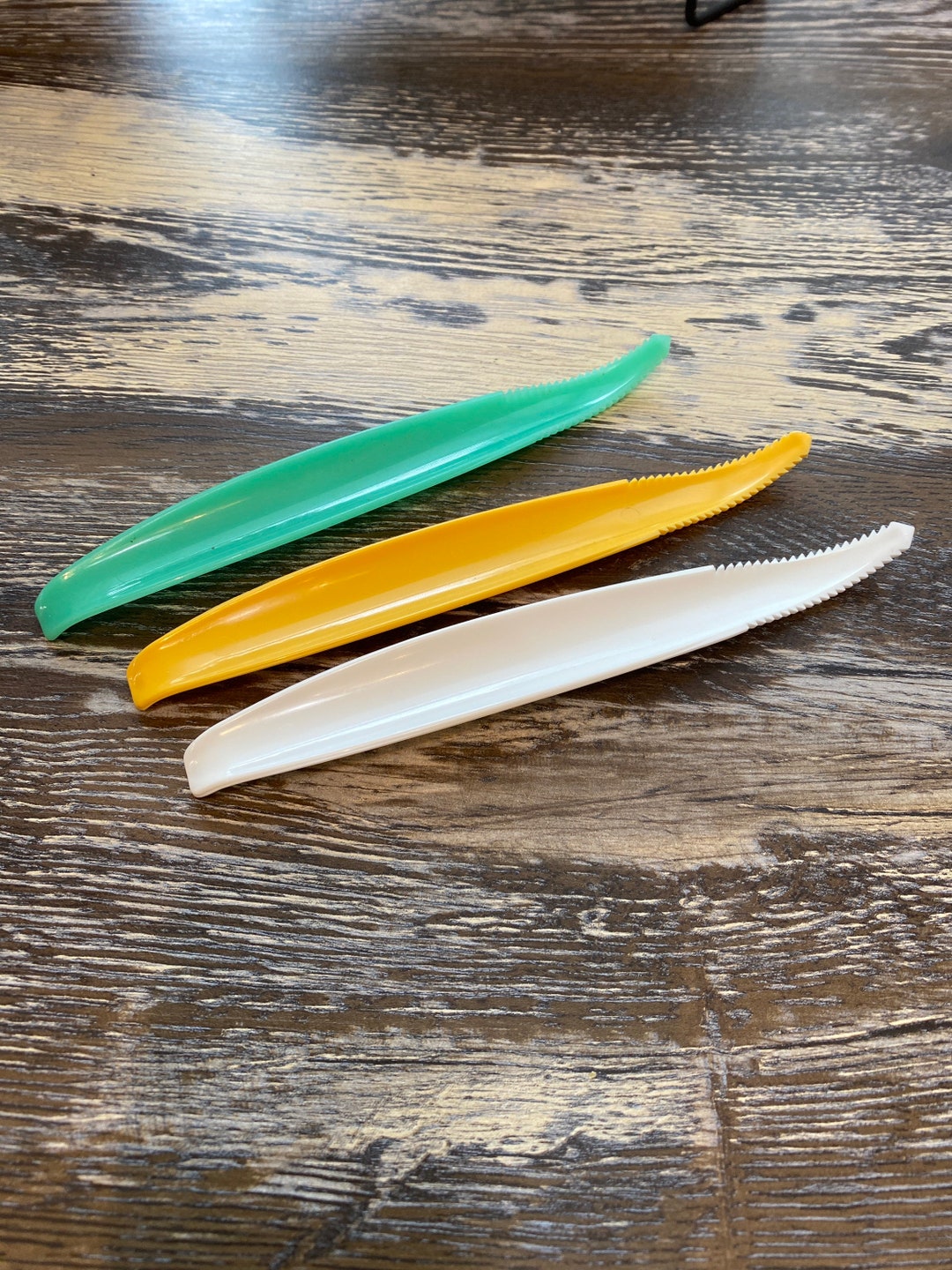 Vintage Tupperware Lettuce Corer 885 - Citrus Peeler Separator -jadite ...