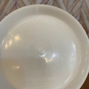 Vintage Tupperware Mix N Store 2 Quart 8 Cup Measuring Bowl With Lid - Etsy