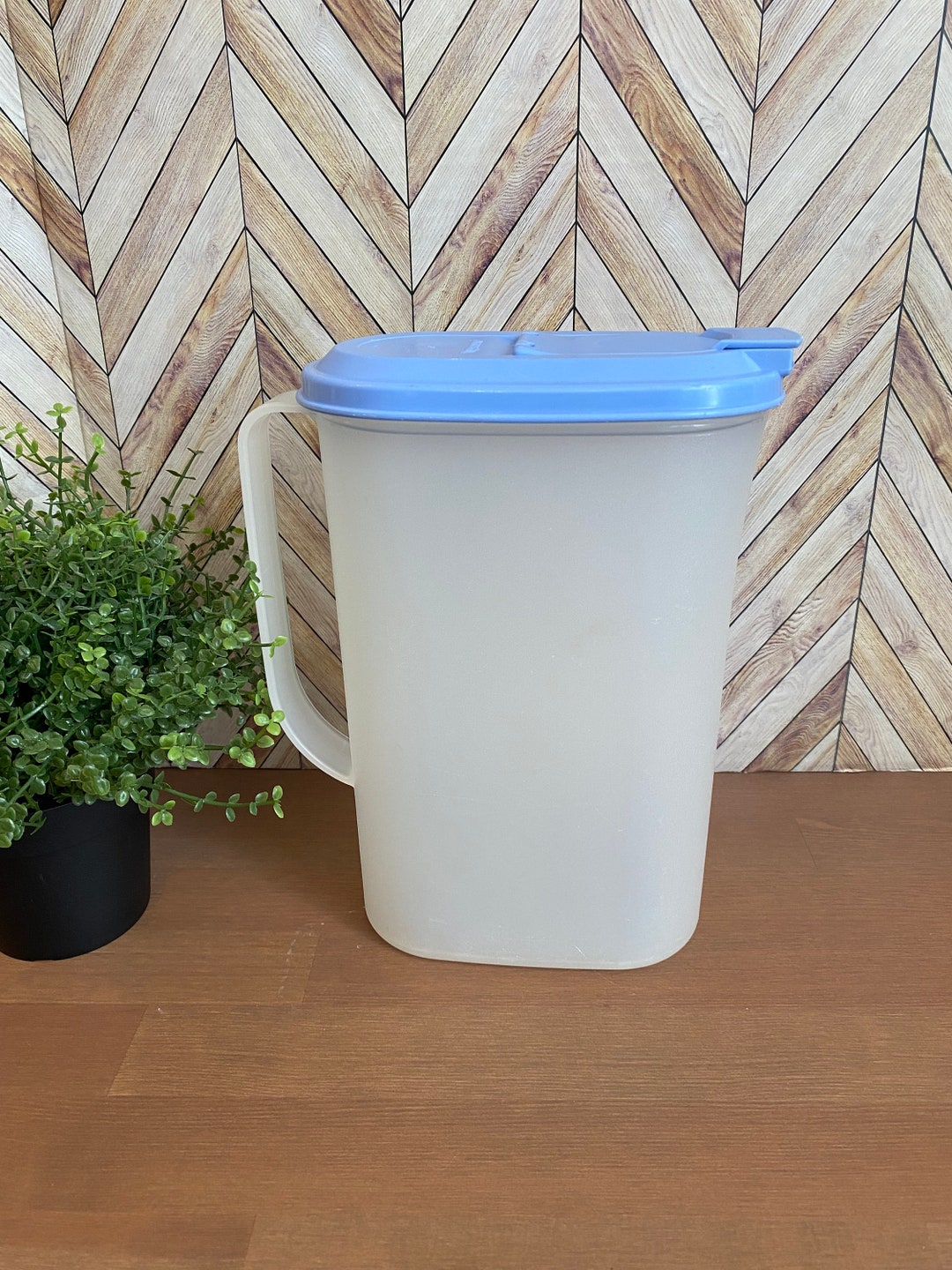 Vintage Tupperware Juice Pitcher With Flip Lid #2009B - Etsy