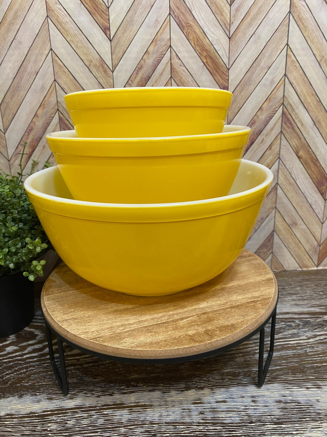 Vintage Pyrex Bright Yellow Mixing Bowl Set of 3 401, 402, 403 Hard to ...