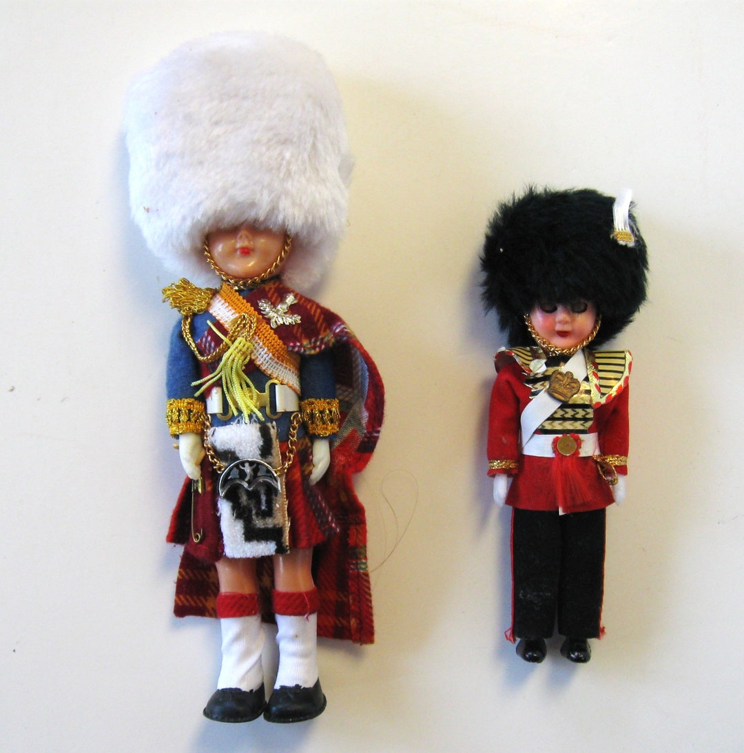 2 Vintage Dolls, British Guard Doll, Scottish Marching Doll, 8 1/2 ...