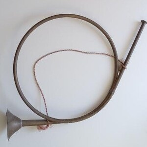 3 Vintage Decorative Brass Hunting Horns, French Horn, Herald Horn ...