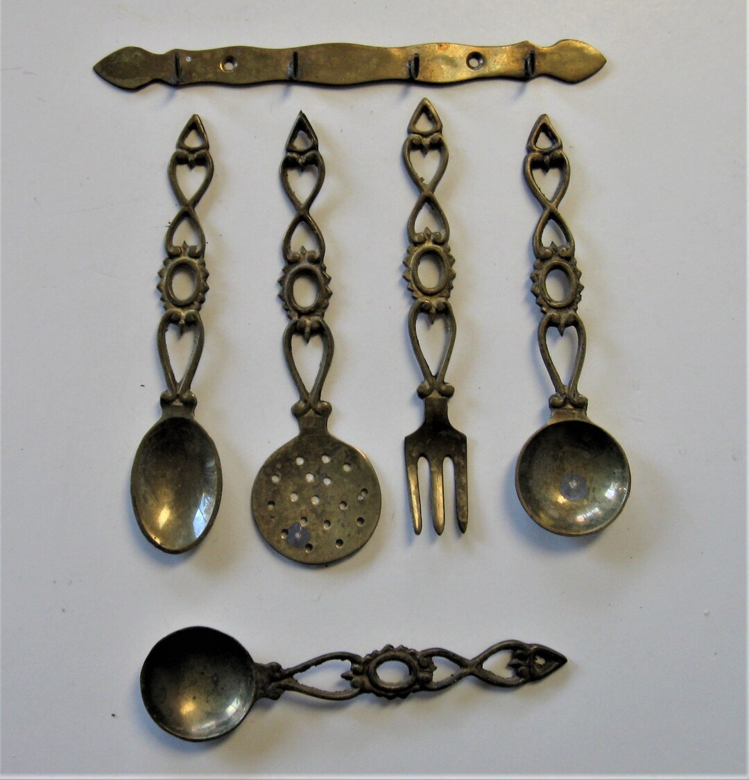 Set of 5 Vintage Hanging Kitchen 11 Utensils With Wall Hanger, Strainer ...