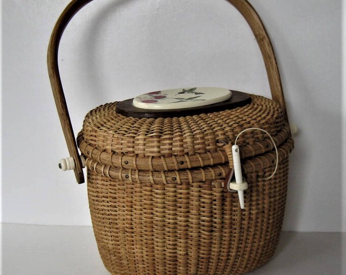 Vintage Barlow Nantucket Basket Purse, Hummingbirds Scrimshaw, Signed ...