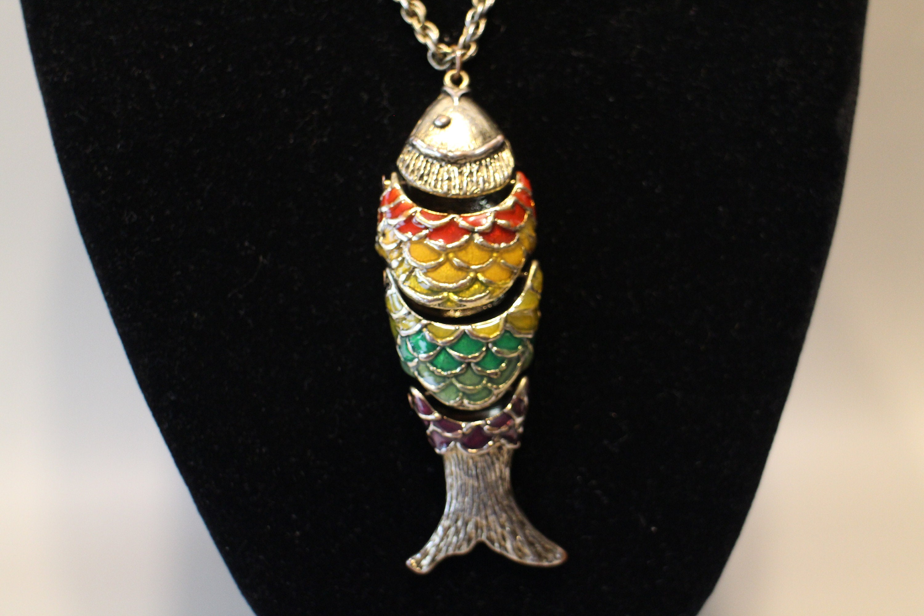 Vintage Costume Articulated Enamel Fish Necklace - Etsy