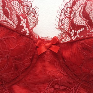 Red Lace Bra in Red French Chantilly Lace and Spandex Silk - Red ...