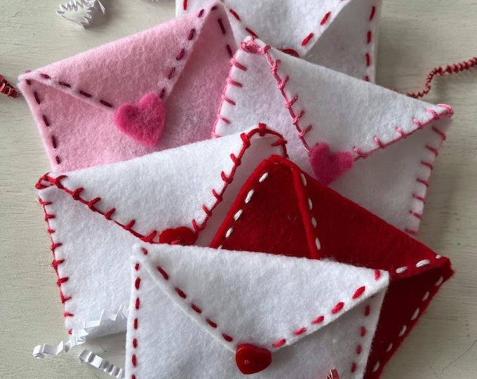 Felt Valentine Envelopes for Tiered Tray, Love Notes, Valentine Cards ...
