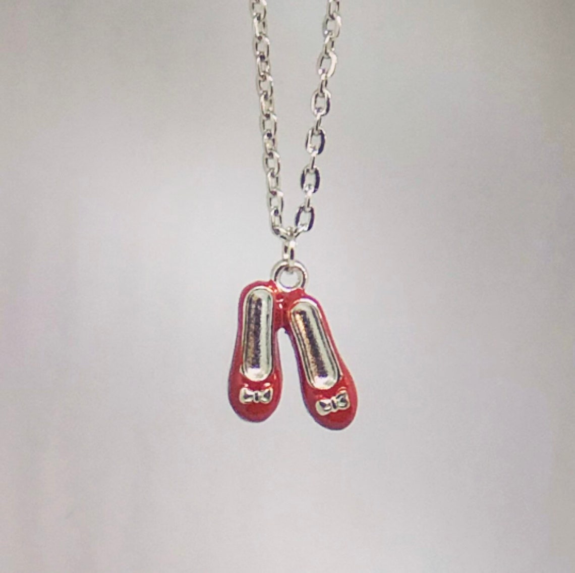 Pop Culture Necklace: the Ruby Slippers. the Wizard of Oz. | Etsy