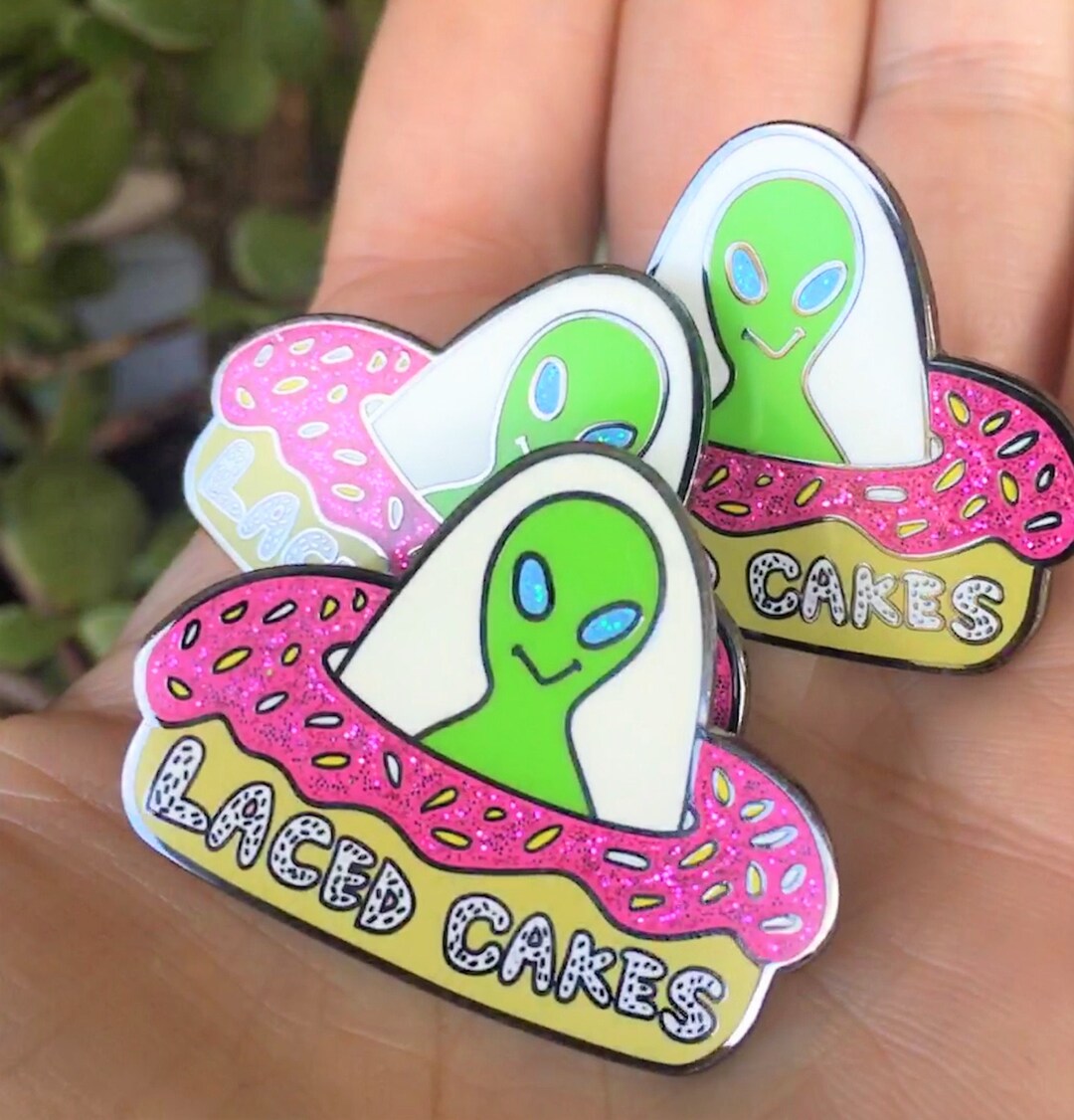 LCB Alien Pin - Etsy