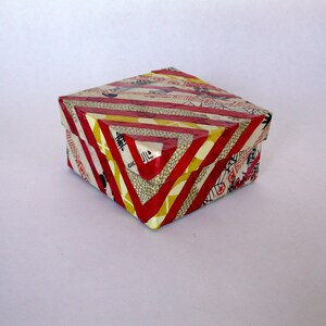 Red Striped Collage Jewelry Gift Box, Small Storage, Striped Box, Red ...