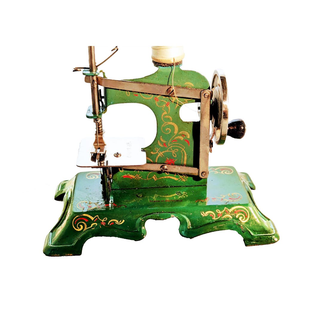 1950s Muller's Green Toy Sewing Machine RARE Color in ORIGINAL BOX - Etsy
