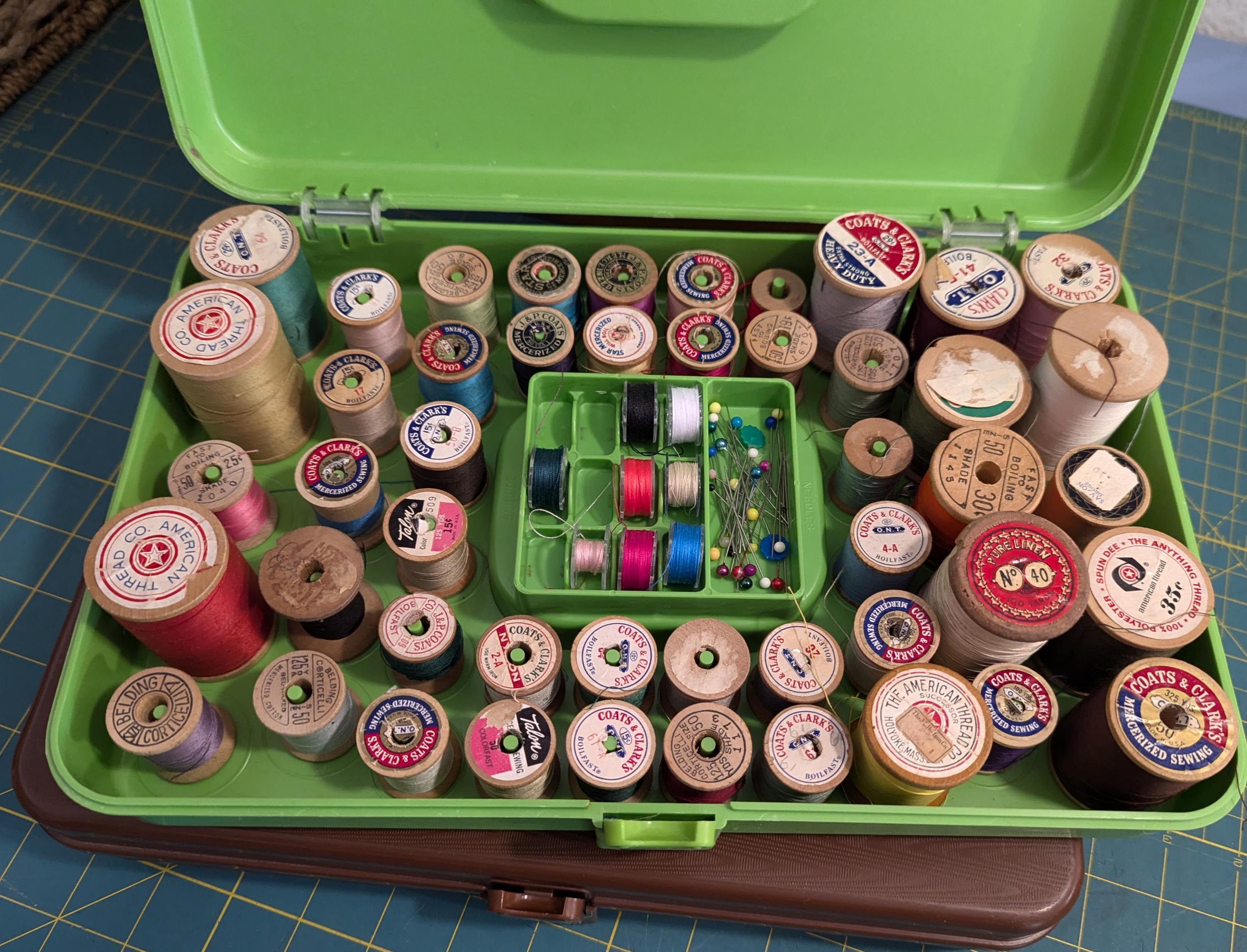 70s Wil-hold Sewing Thread Storage Box Holds 48 Spools Plus Bobbins ...