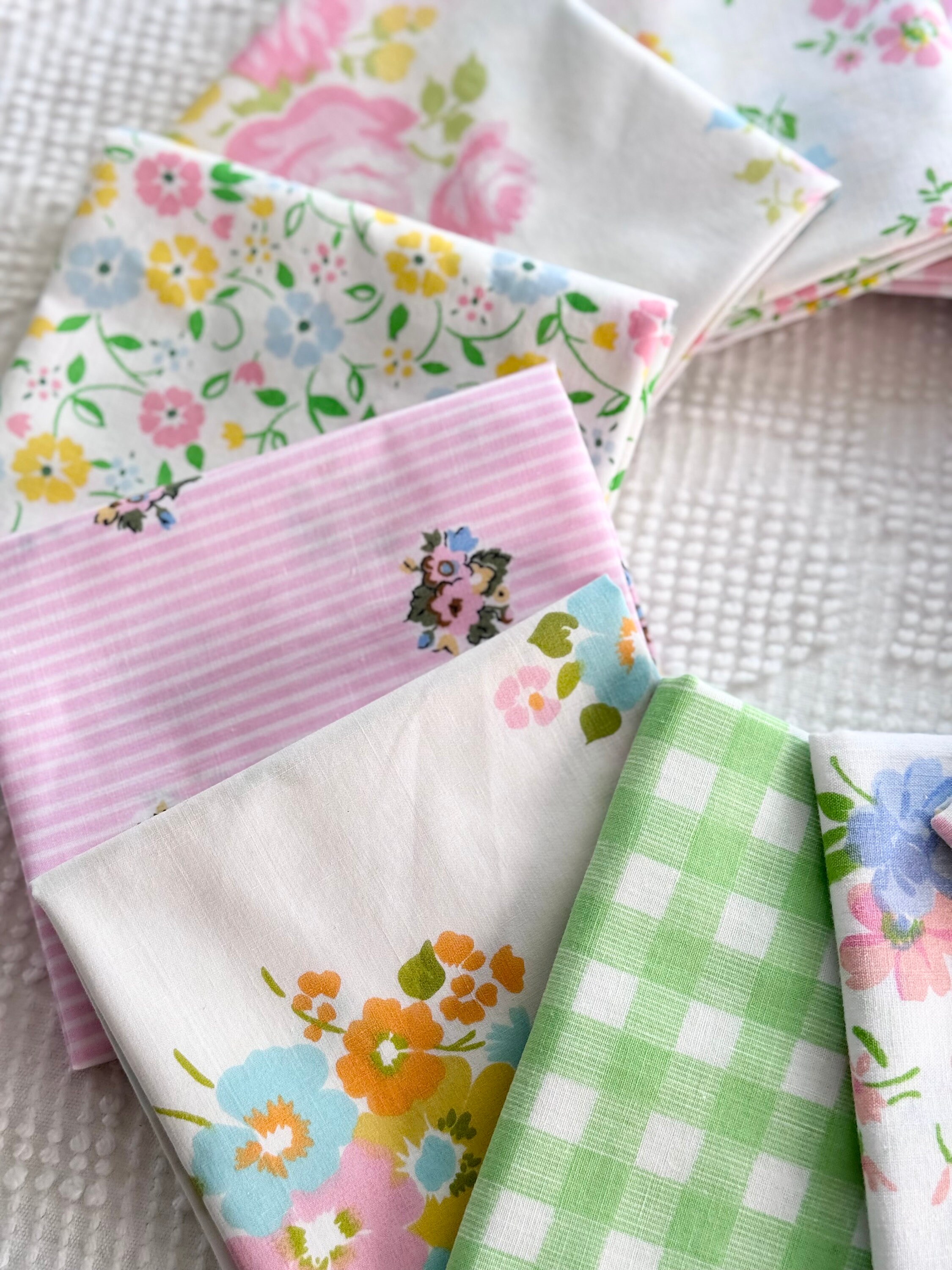 Vintage Sheet Fat Quarter Bundle: Pastel Bundle One Dozen - Etsy