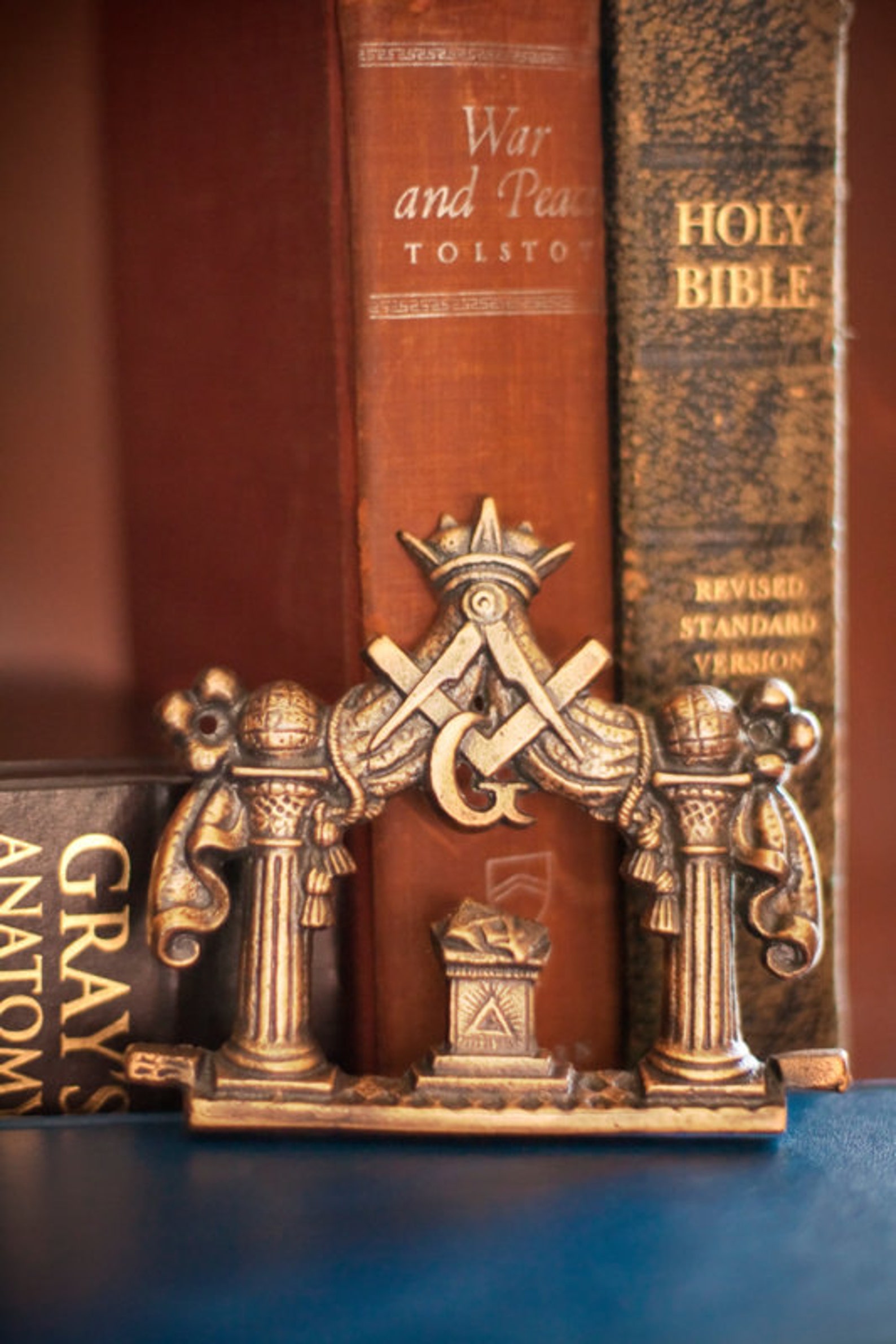 Masonic Pillars Altar and Emblem Plaque - Etsy