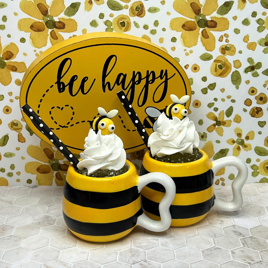 Fake Honey Drink ** Ice Tea With Honey, Bee, Bzzzz, Bee Mugs, Mini ...