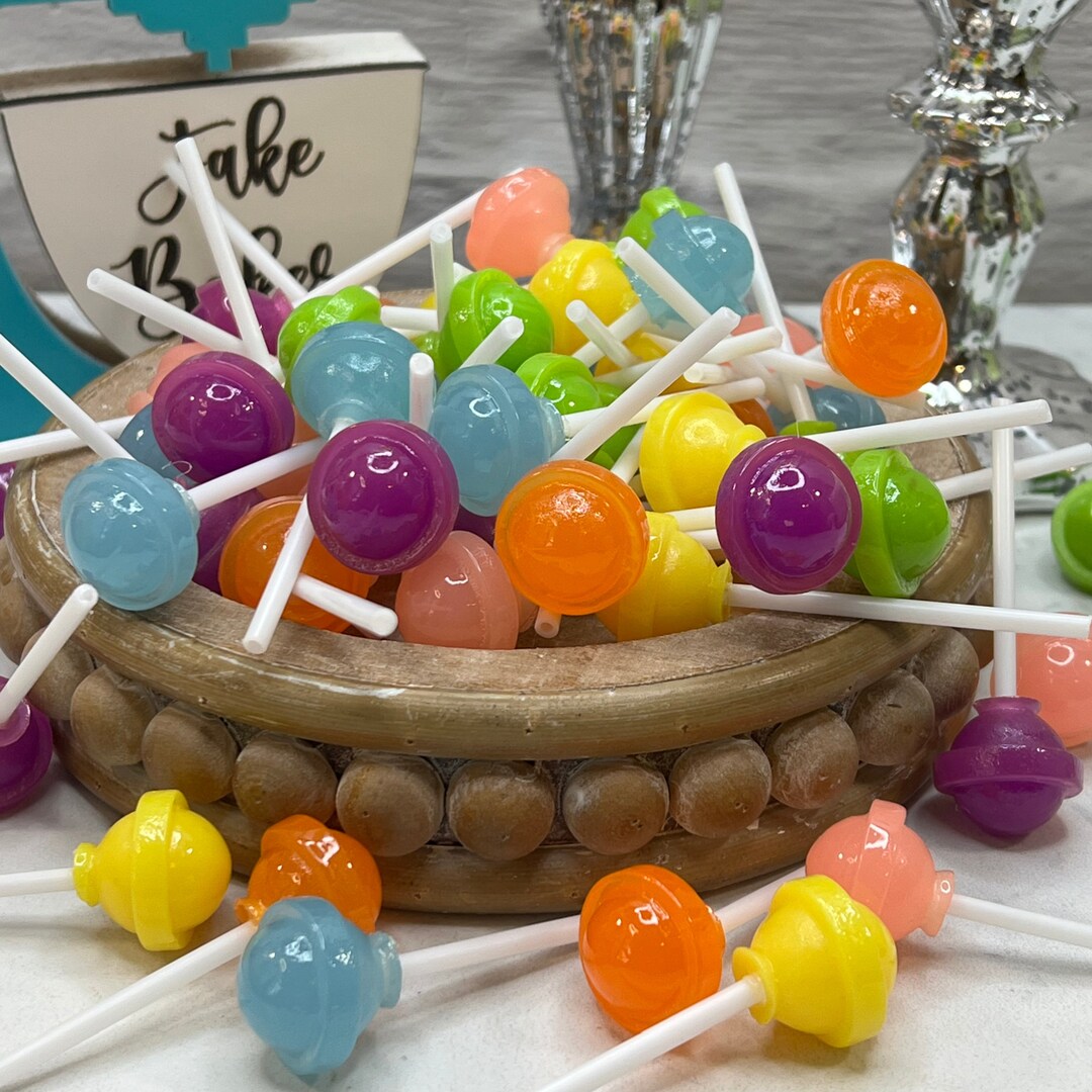 Fake Lollipops *** Round Ball Lollipop, Lollipop Candy, Fake Food, Fake ...