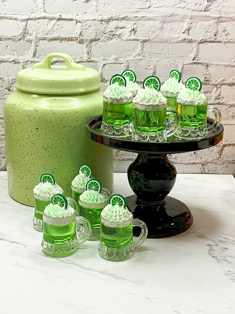Faux Jello Shot * Fake Jello Shot, Party Decoration, Fake Jello Shot ...