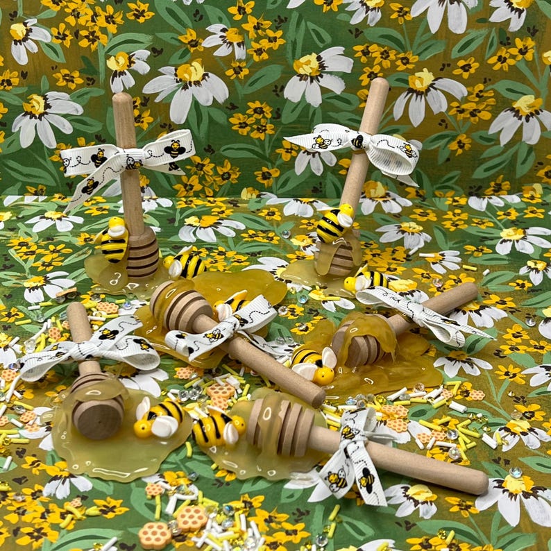 Fake Honey Drip * Fake Honey Mess, Fake Honeybee Sticks, Bumblebee ...