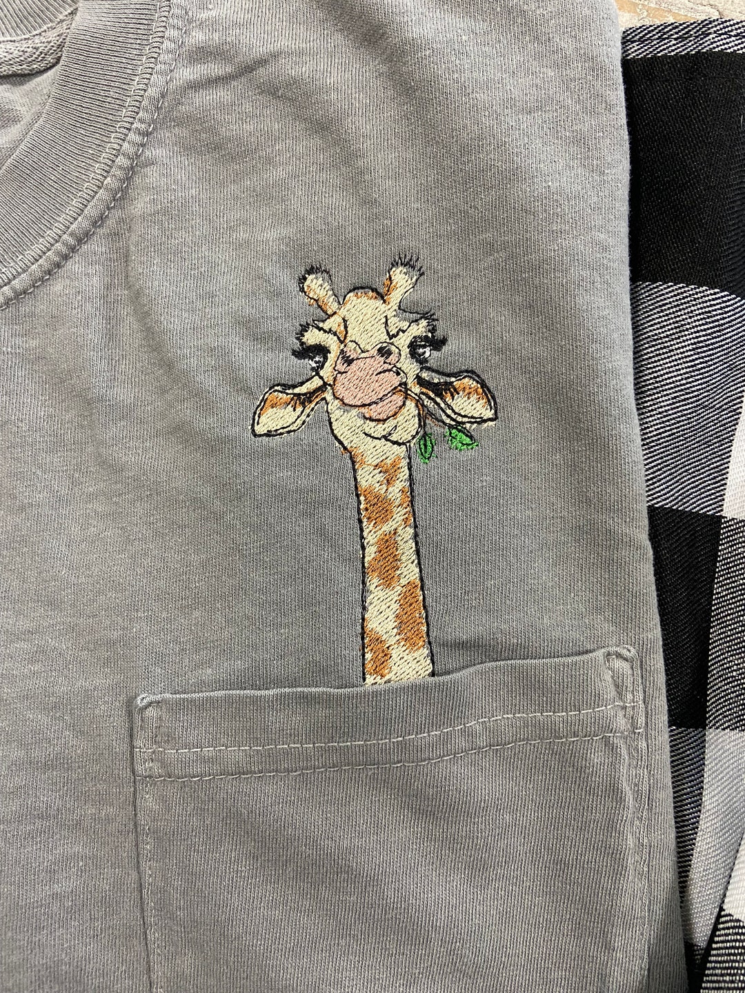 GIRAFFE POCKET TSHIRT - Comfort Color - Short Sleeve - Peek-a-boo ...
